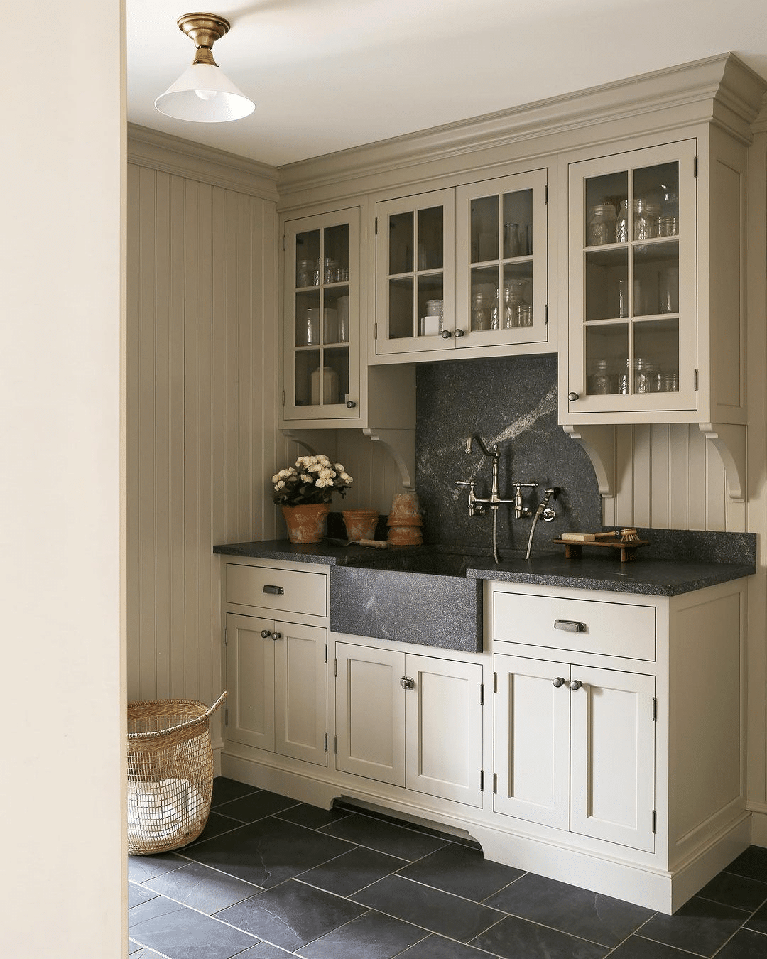 30 Good Shaker Cabinets With Handles Ideas - Drop By My Home
