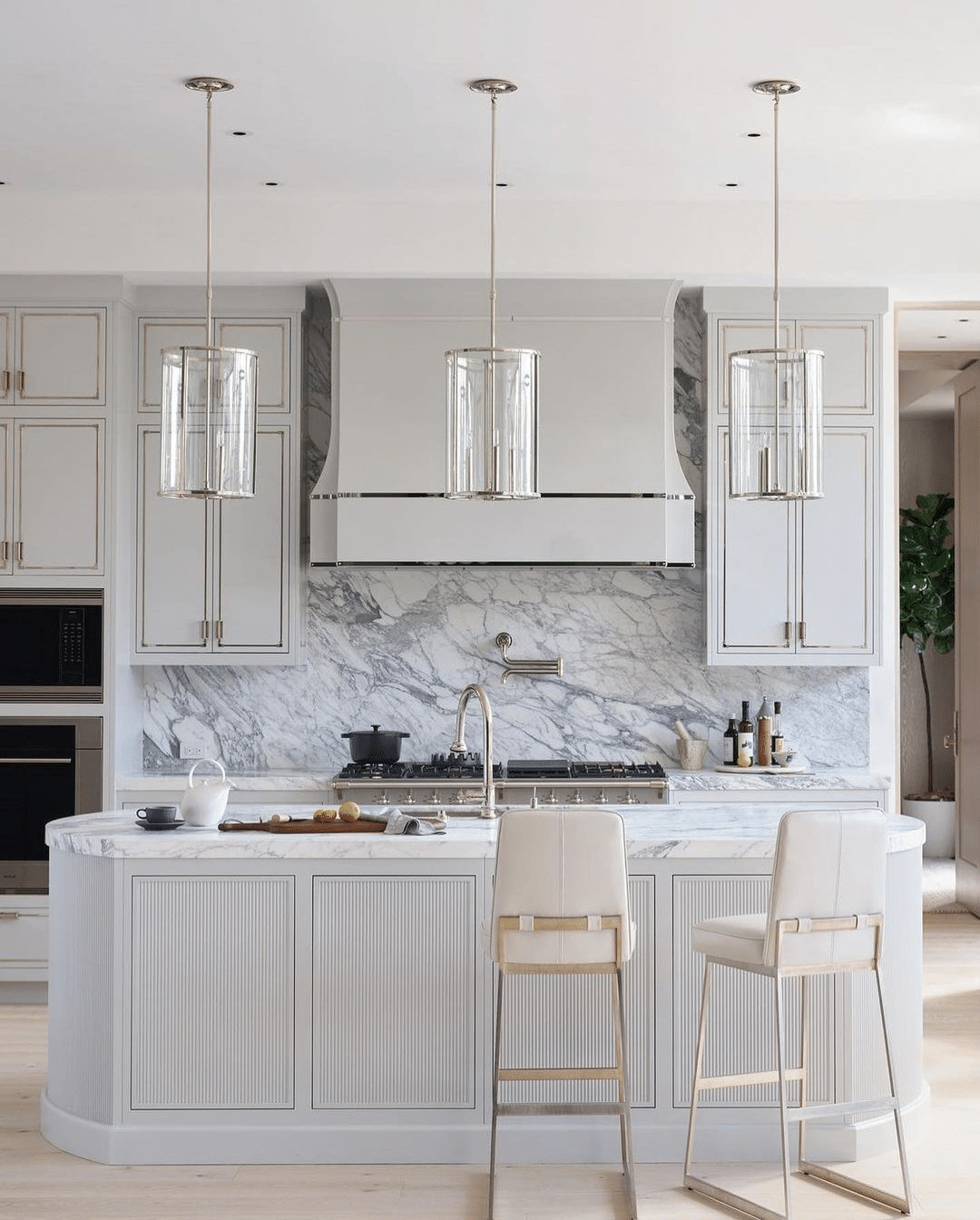 25 Beautiful And Unique Backsplash With Grey Cabinets Designs - Drop By ...