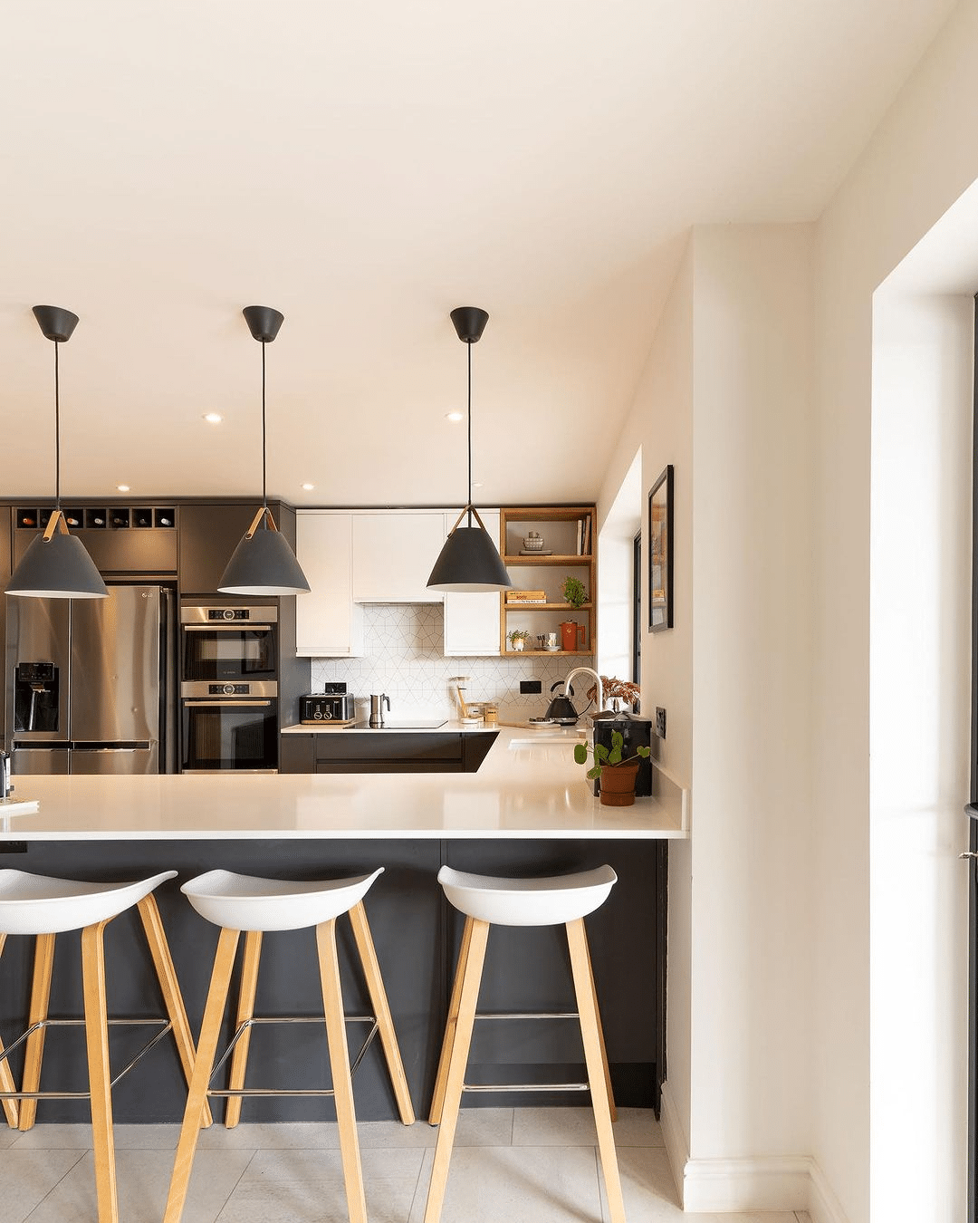40 Dazzling Kitchen Peninsula Attached To Wall Ideas - Drop By My Home