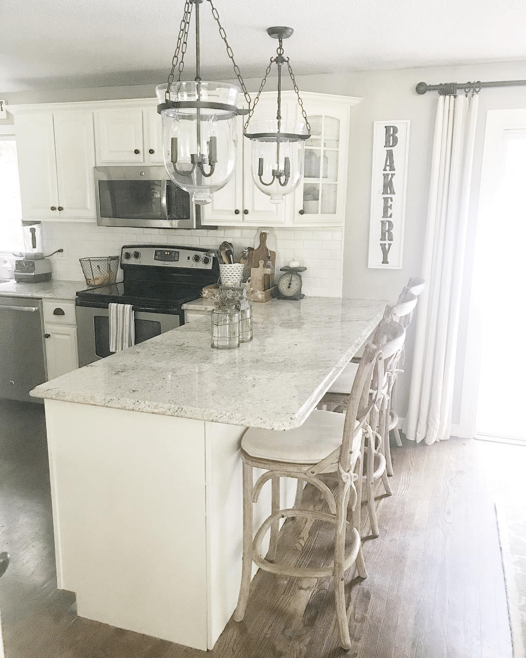 40 Dazzling Kitchen Peninsula Attached To Wall Ideas - Drop By My Home