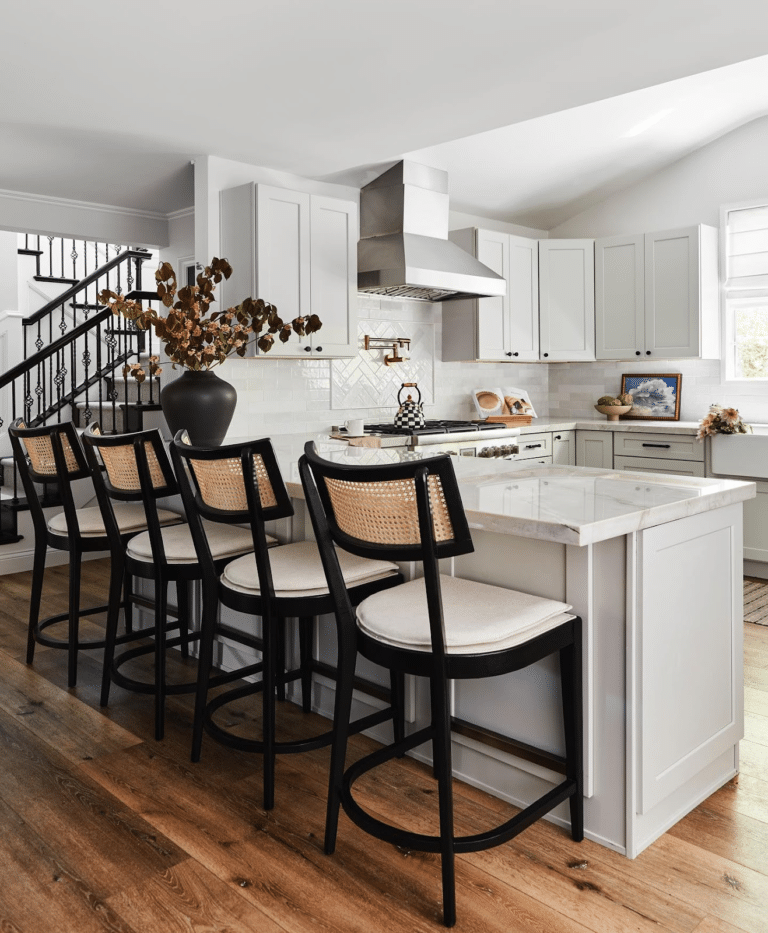 40 Dazzling Kitchen Peninsula Attached To Wall Ideas - Drop By My Home