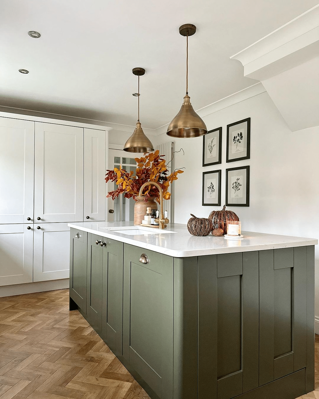 35 Magnificent Kitchen Island With Back Panel Ideas - Drop By My Home