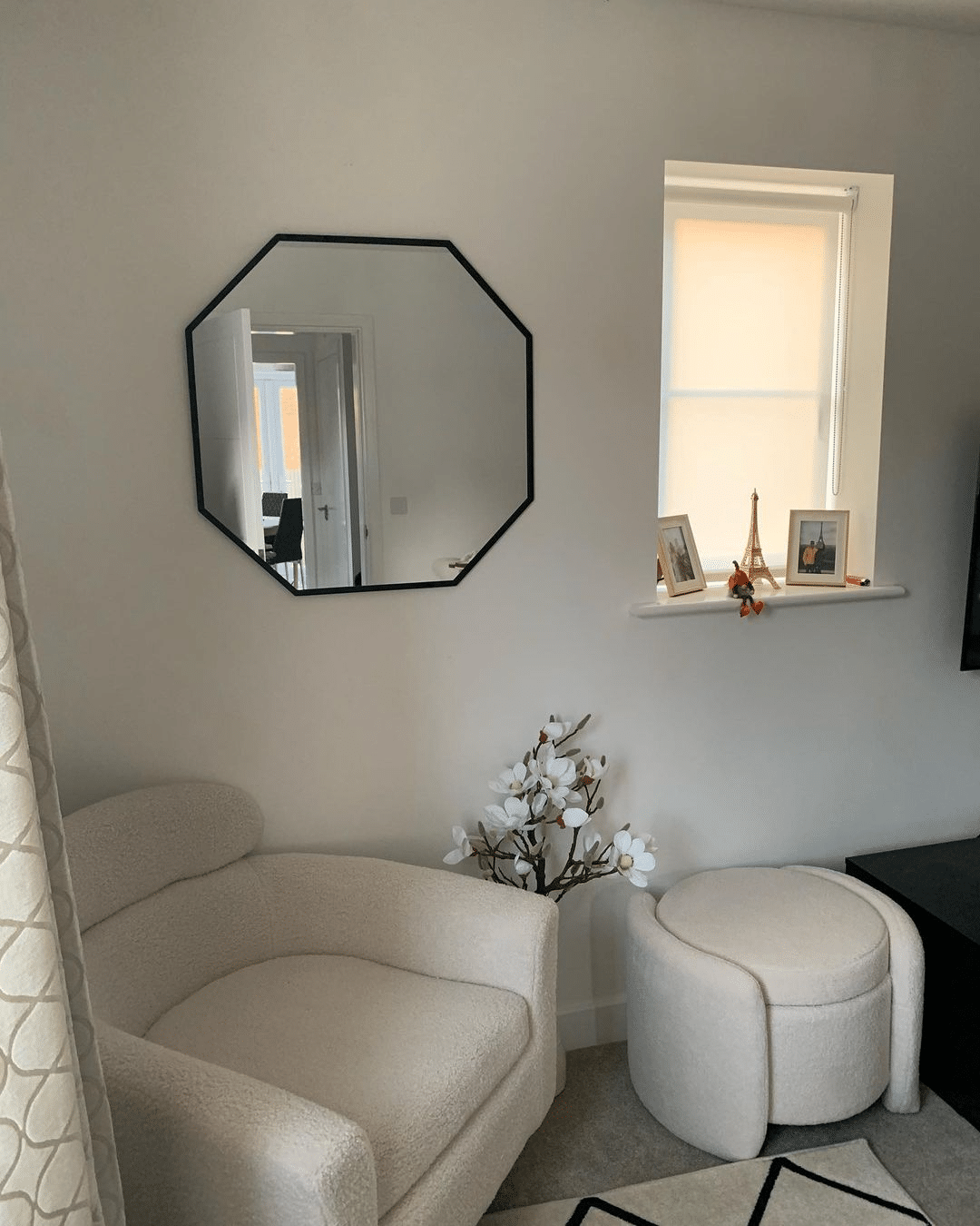 35 Remarkable Mirror Above Couch Ideas You Need To See - Drop By My Home