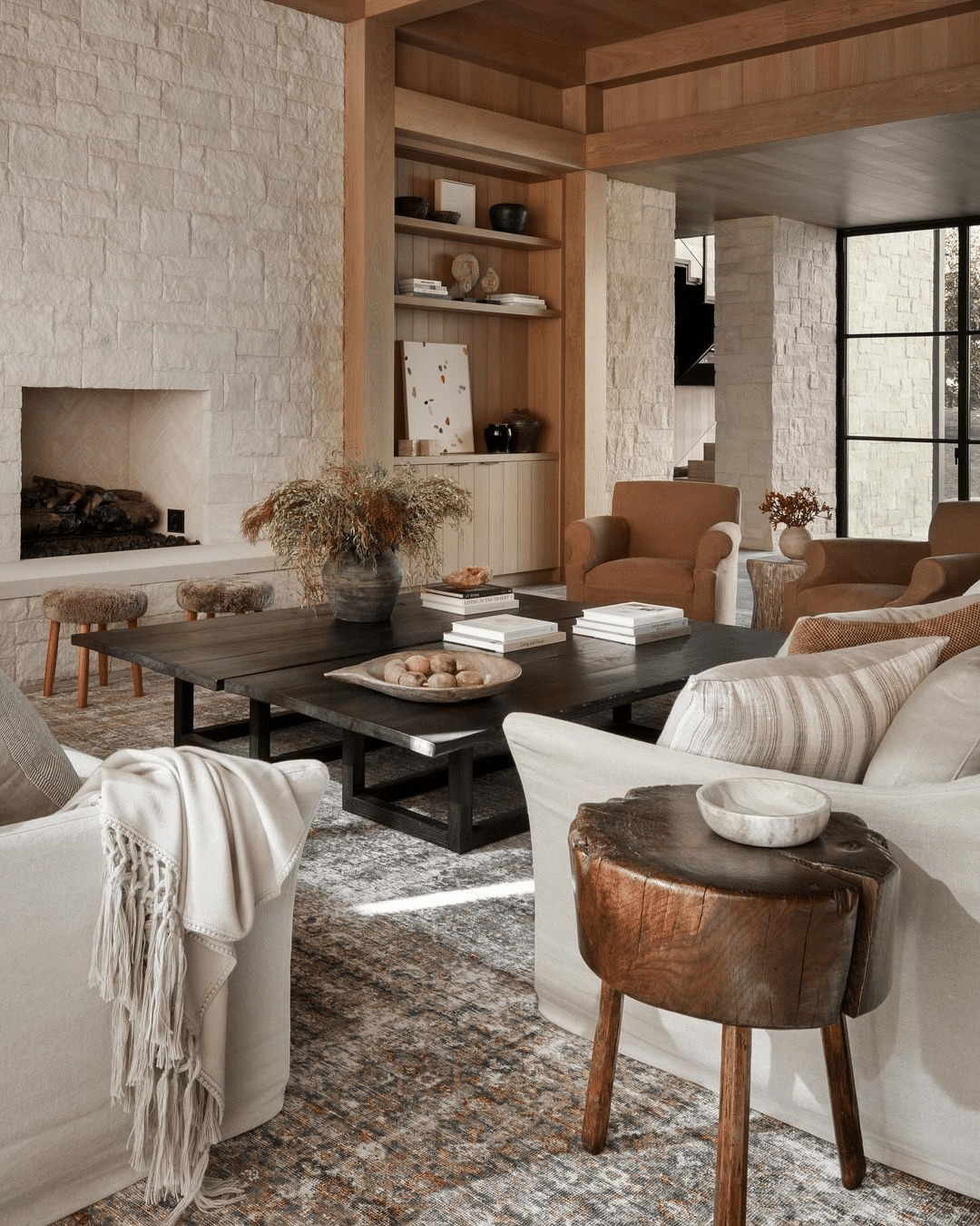 35 Classic And Old Black And Rust Living Room Ideas - Drop By My Home