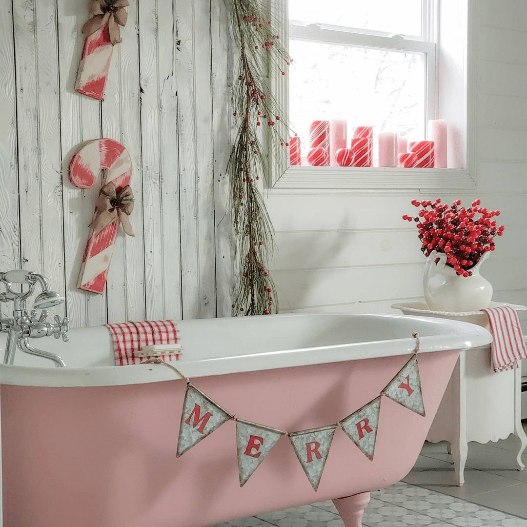 37 Wonderful Christmas Bathroom Decor Ideas You Need To Try - Drop By ...