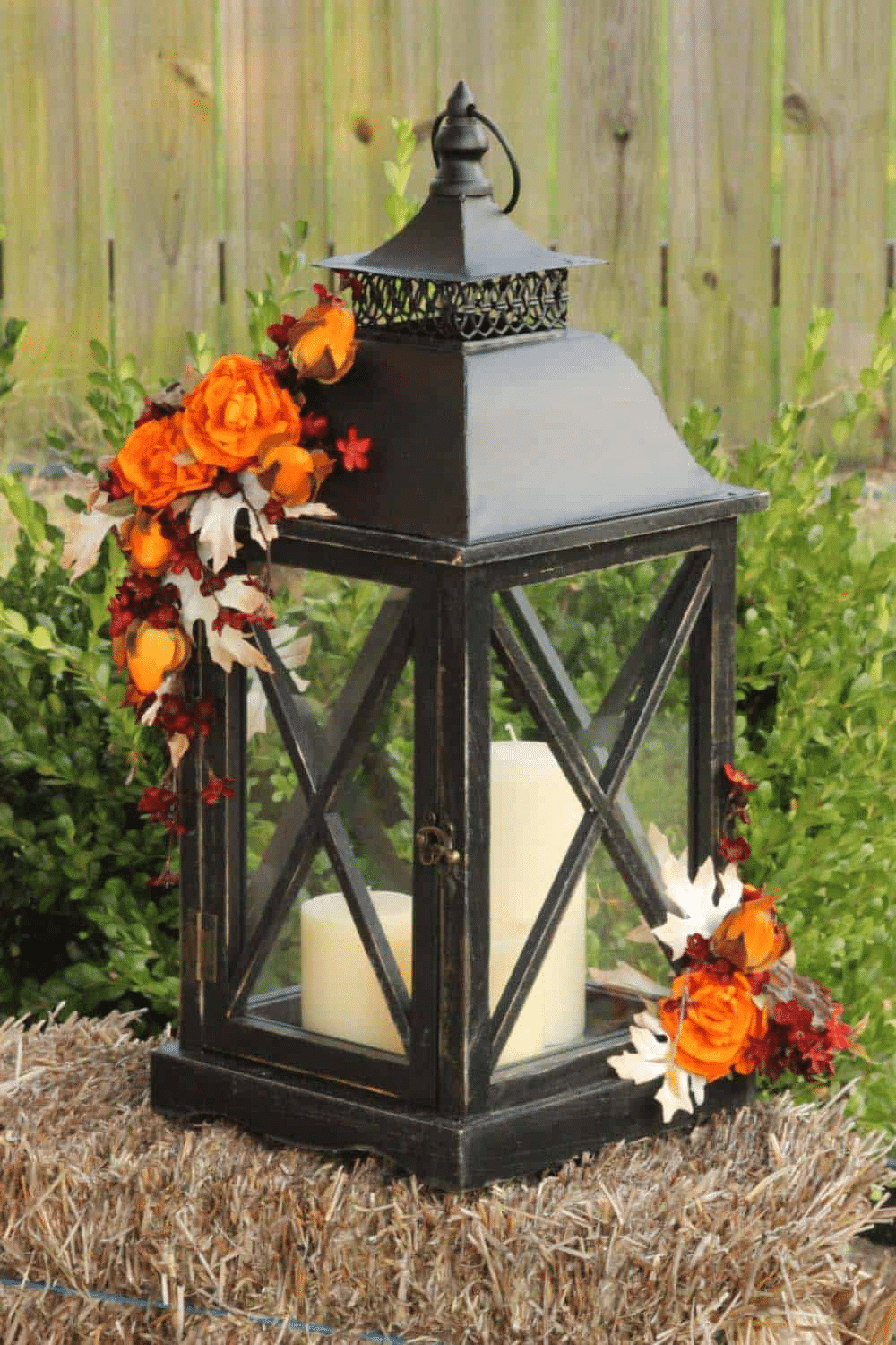 25 Most Beautiful Ways To Decorate For Fall With Lanterns - Drop By My Home
